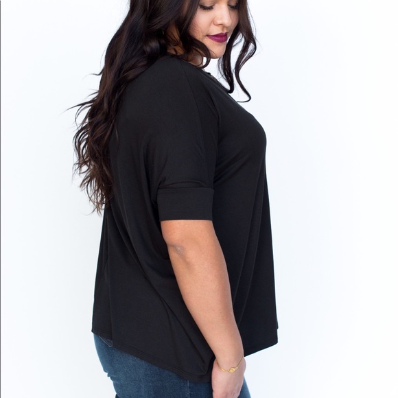 Agnes & Dora | Tops | Agnes Dora Black Boxy Tee | Poshmark